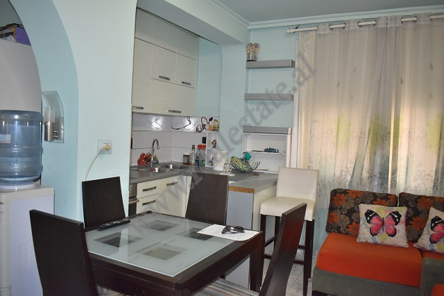 Apartament 1+1 ne shitje prane kryqezimit te Rruges Bardhyl me rrugen ...
