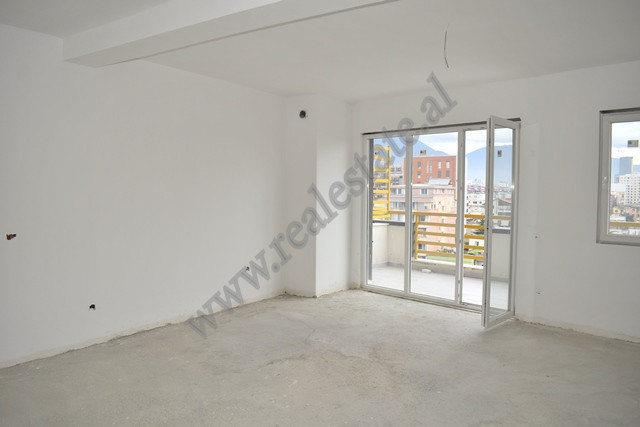 Apartament 3+1 per shitje prane rruges Dritan Hoxha ne Tirane